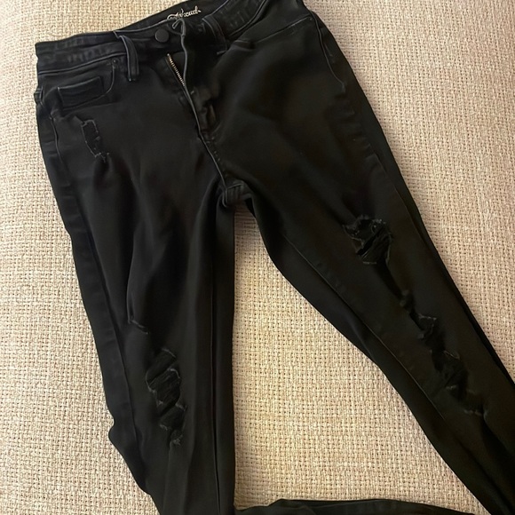 Universal Thread | Pants & Jumpsuits | Universal Threads Black Ripped ...
